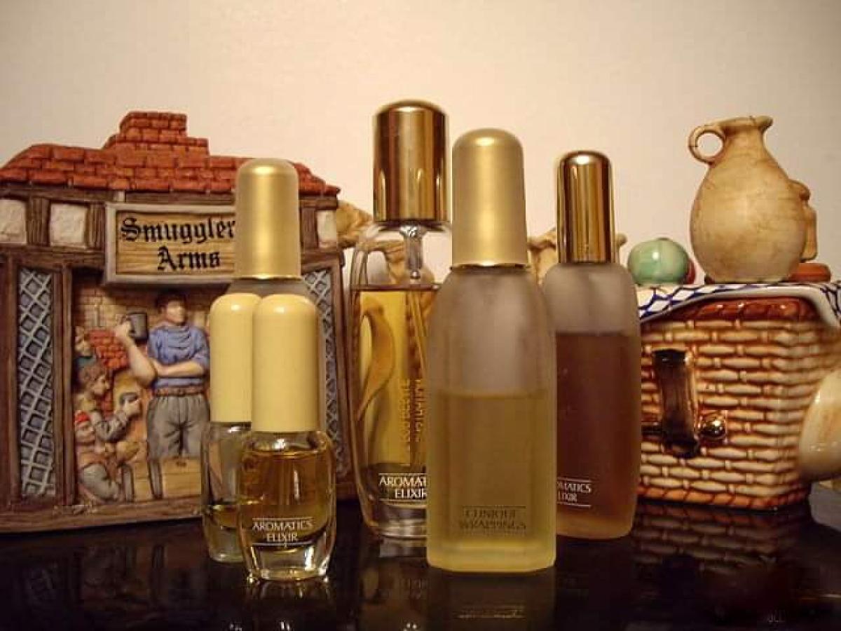 Clinique Wrappings Clinique perfume - a fragrance for women 1990