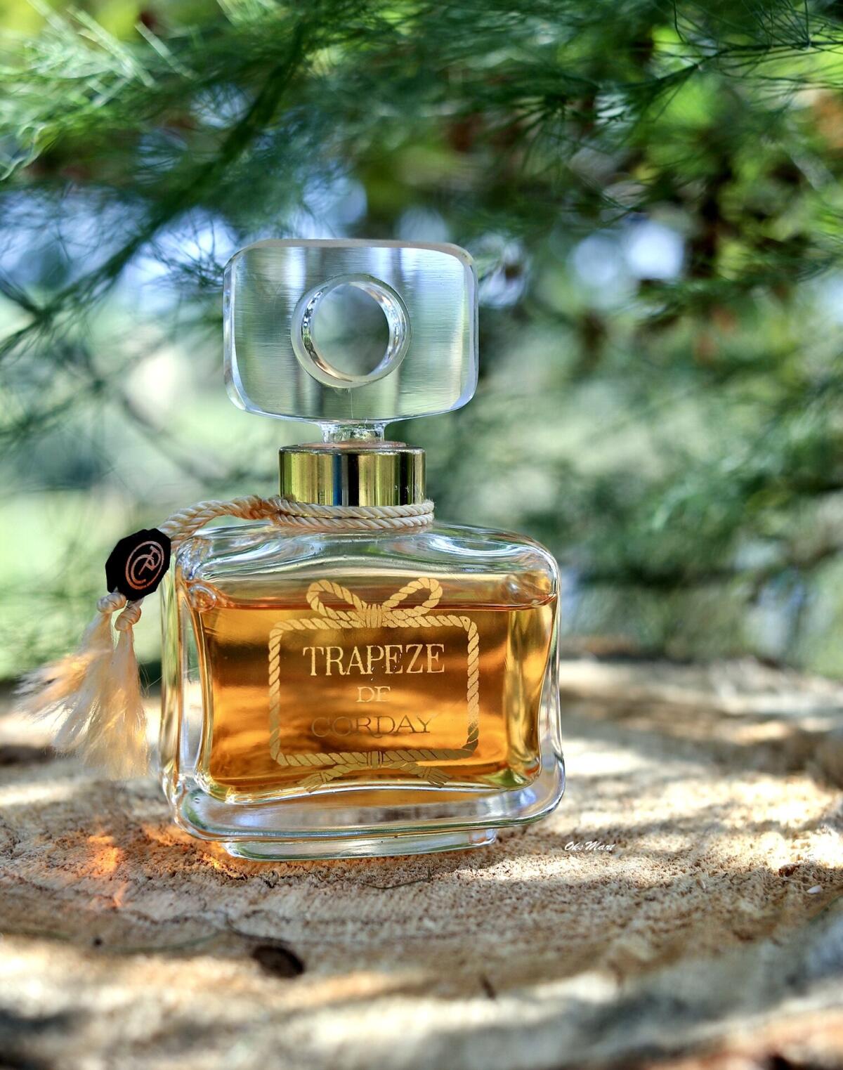 Trapeze Corday perfume - a fragrance for women 1956