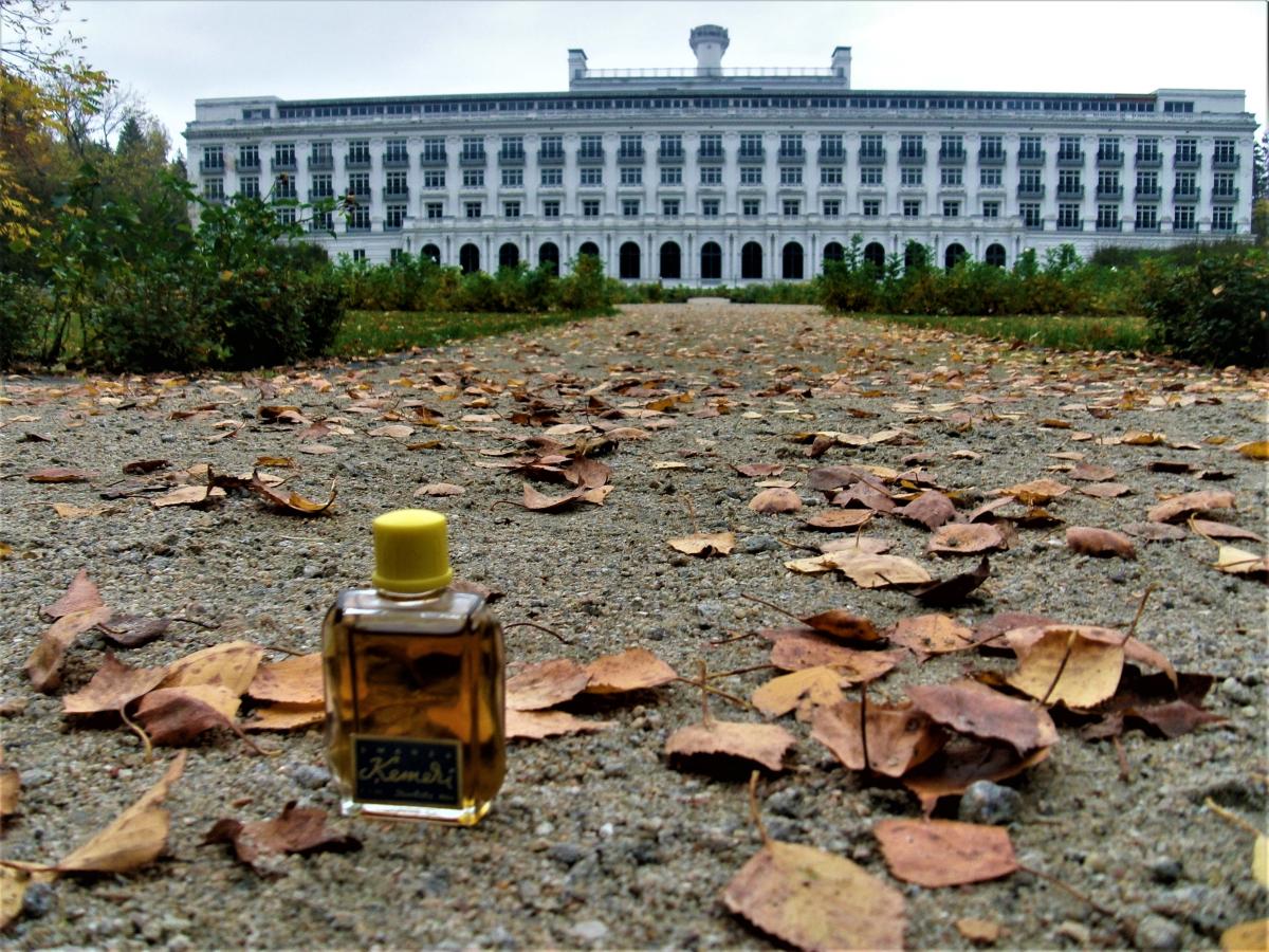 Kemeri Dzintars perfume - a fragrance for women 1958