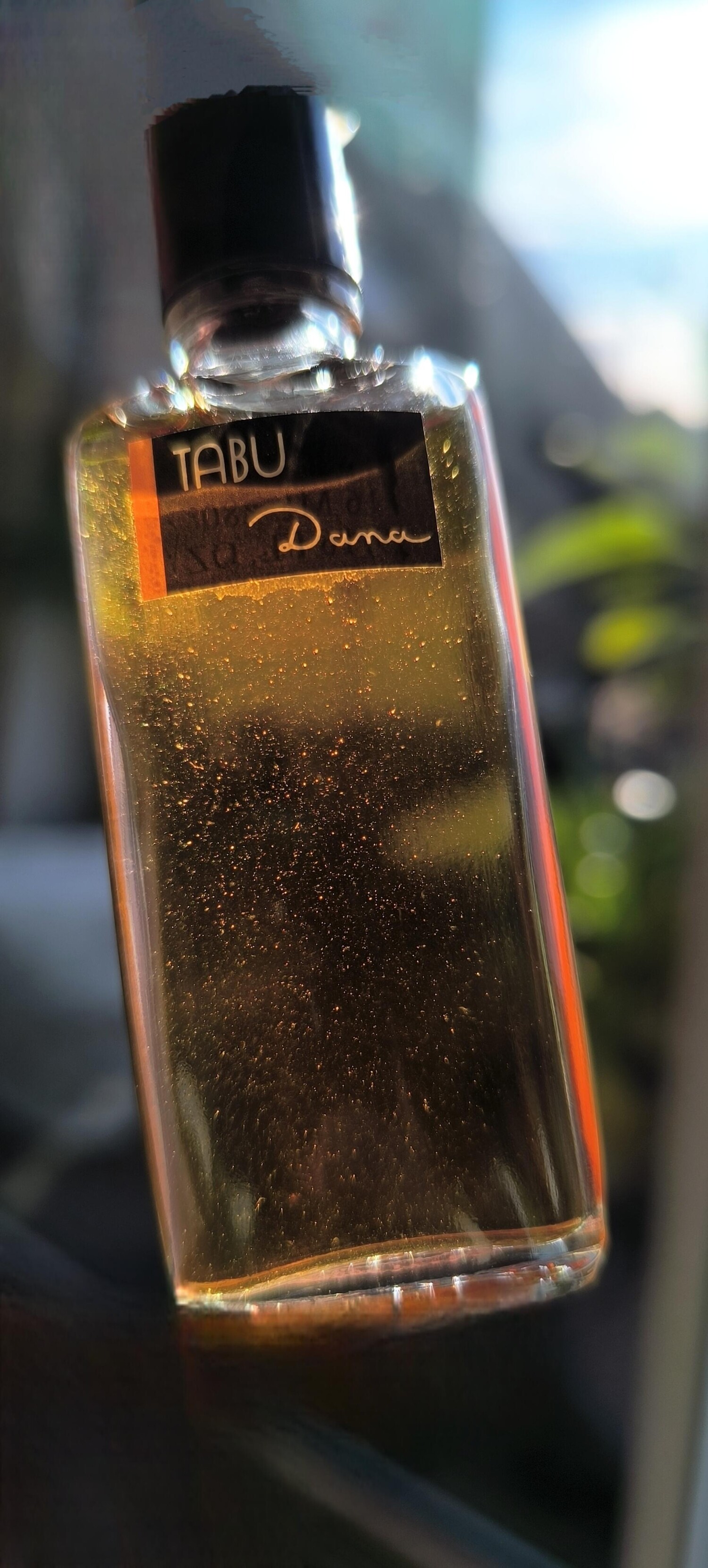 Tabu Dana perfume - a fragrance for women 1932