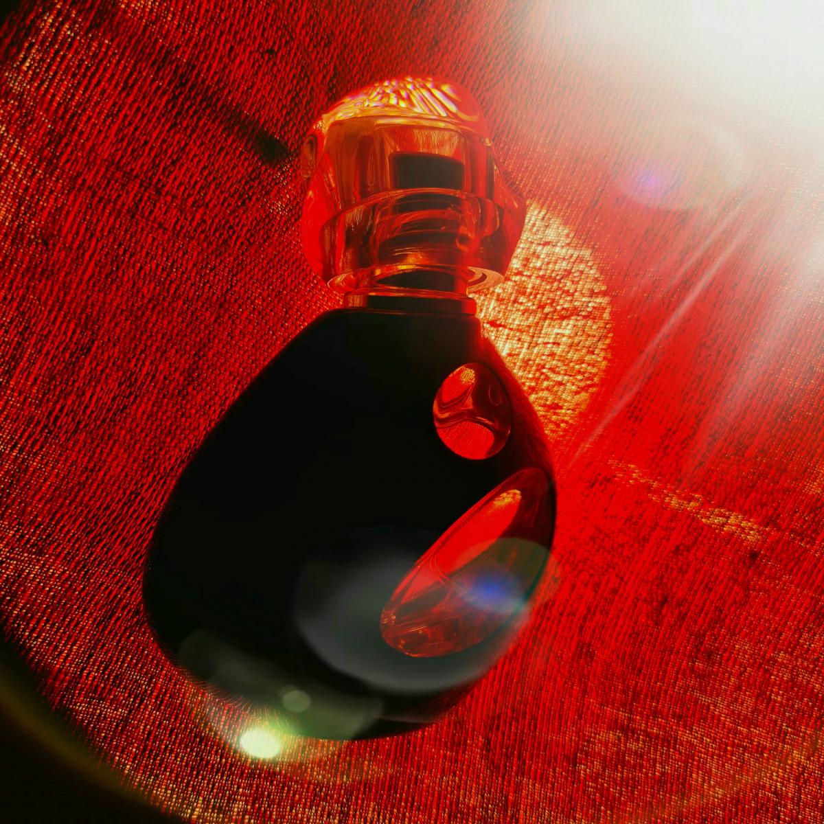 Izia La Nuit Sisley perfume - a fragrance for women 2021