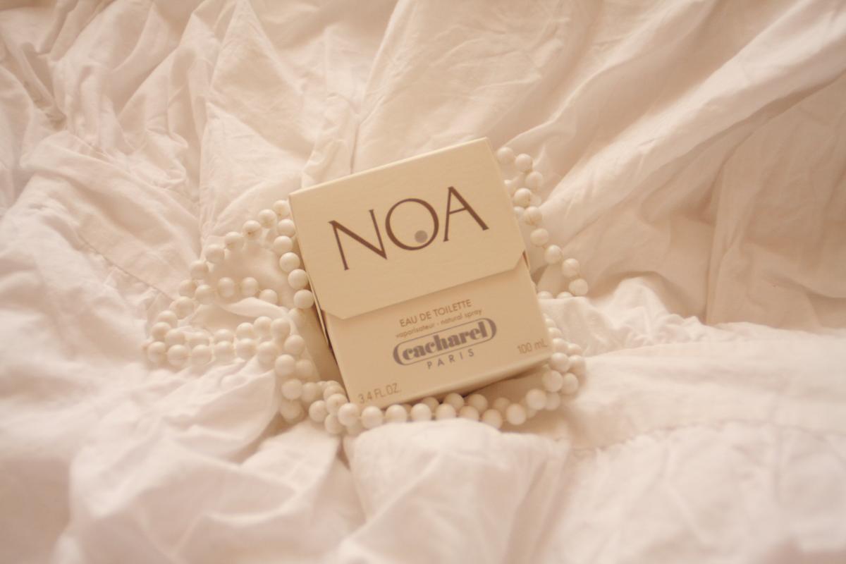 Noa Cacharel perfume - a fragrance for women 1998
