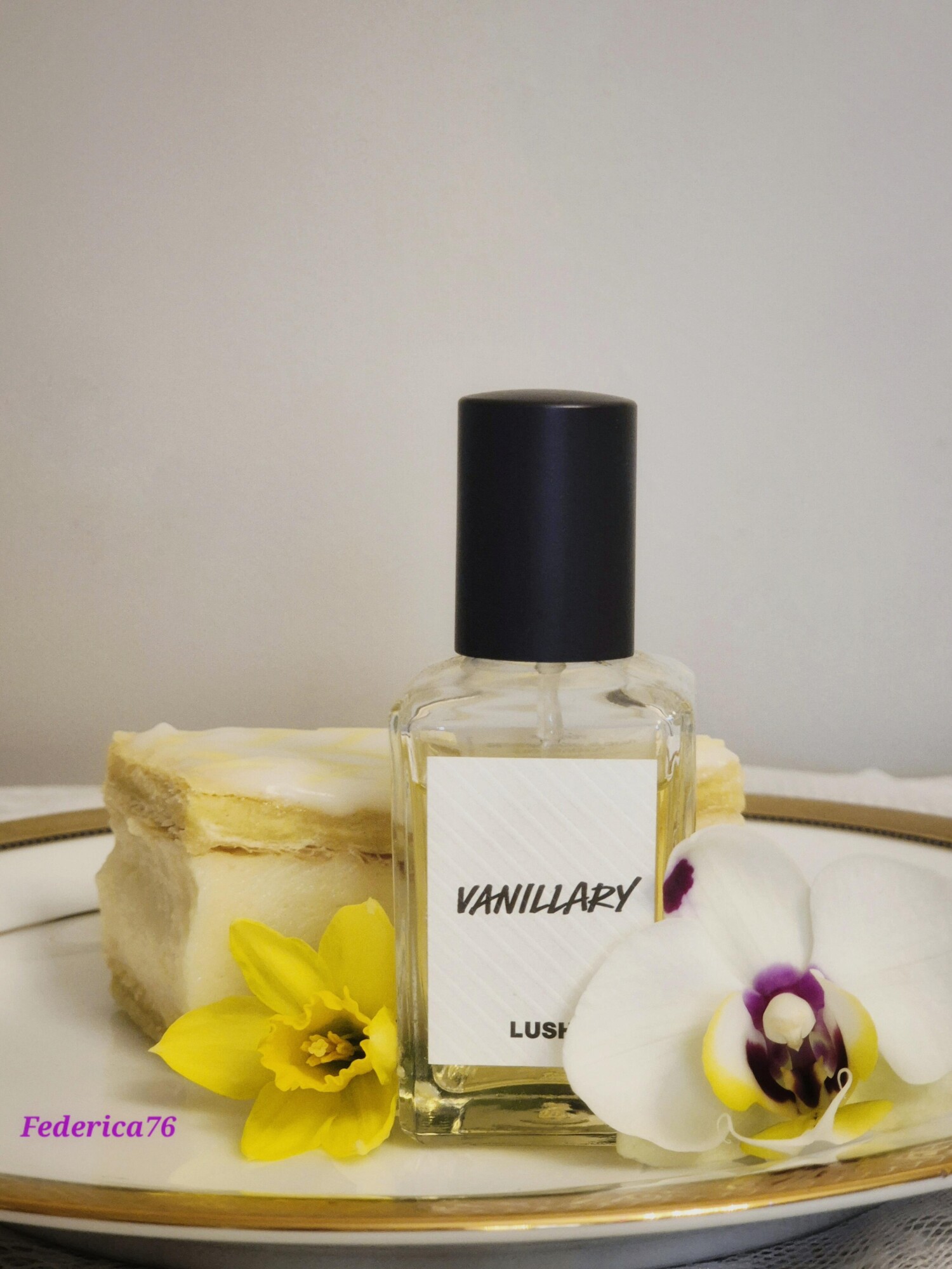 Vanillary Lush perfume - a fragrance for women and men 2009