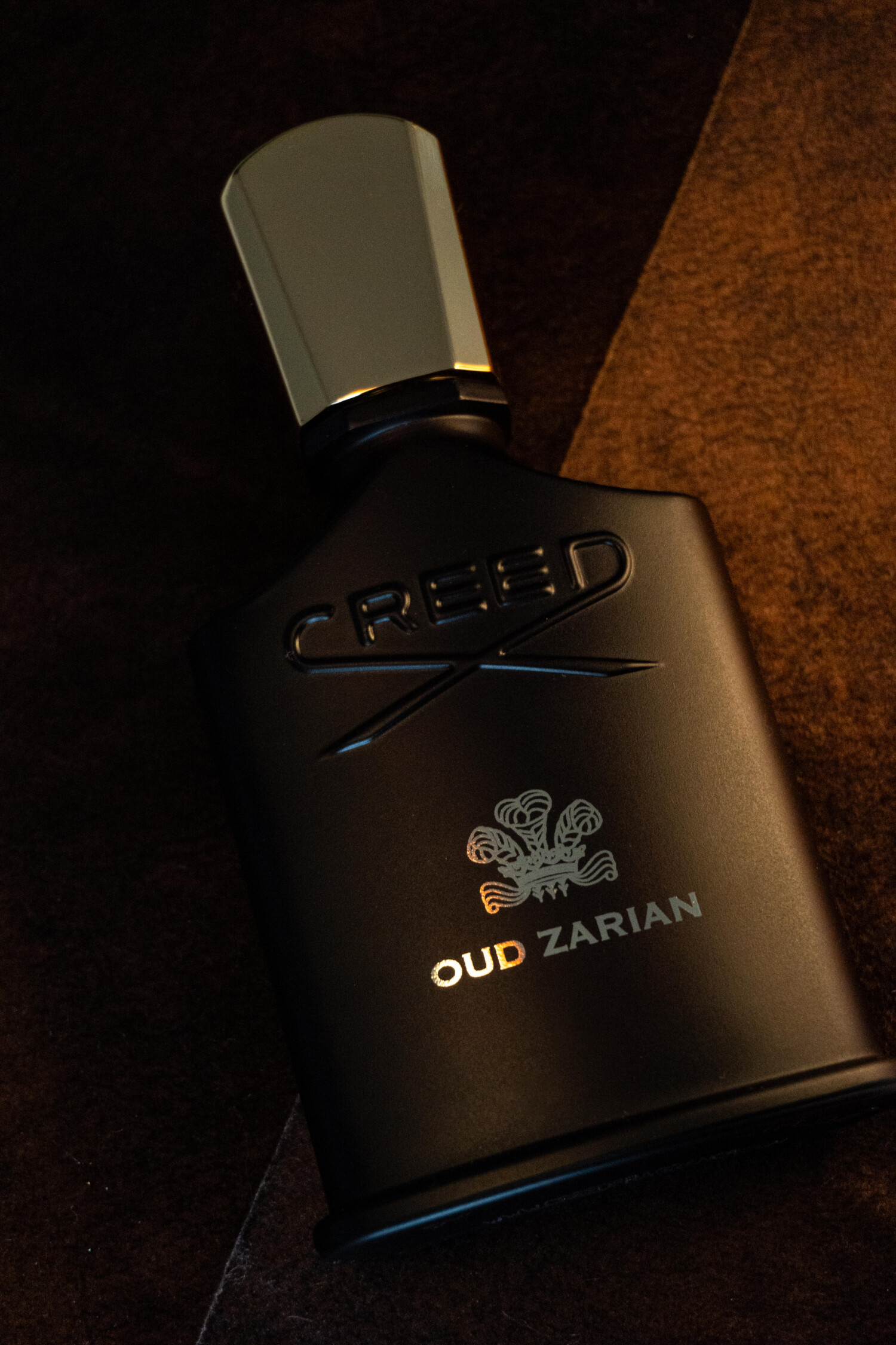 Oud Zarian Creed perfume - a new fragrance for women and men 2025