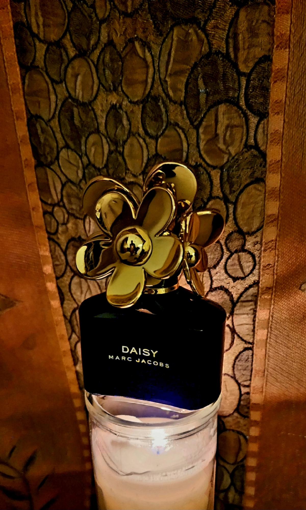 Daisy Black Edition Marc Jacobs perfume - a fragrance for women 2008