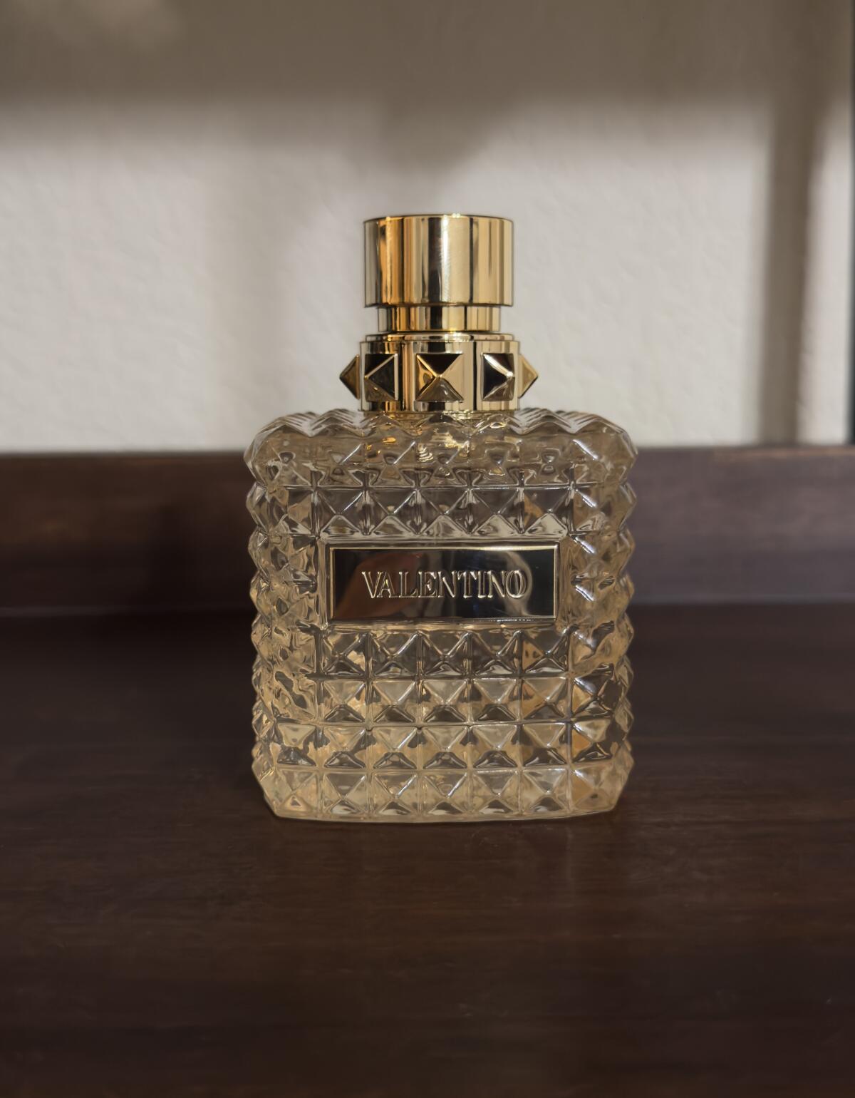 Born in Roma the Gold Donna Valentino parfem - novi parfem za žene 2024