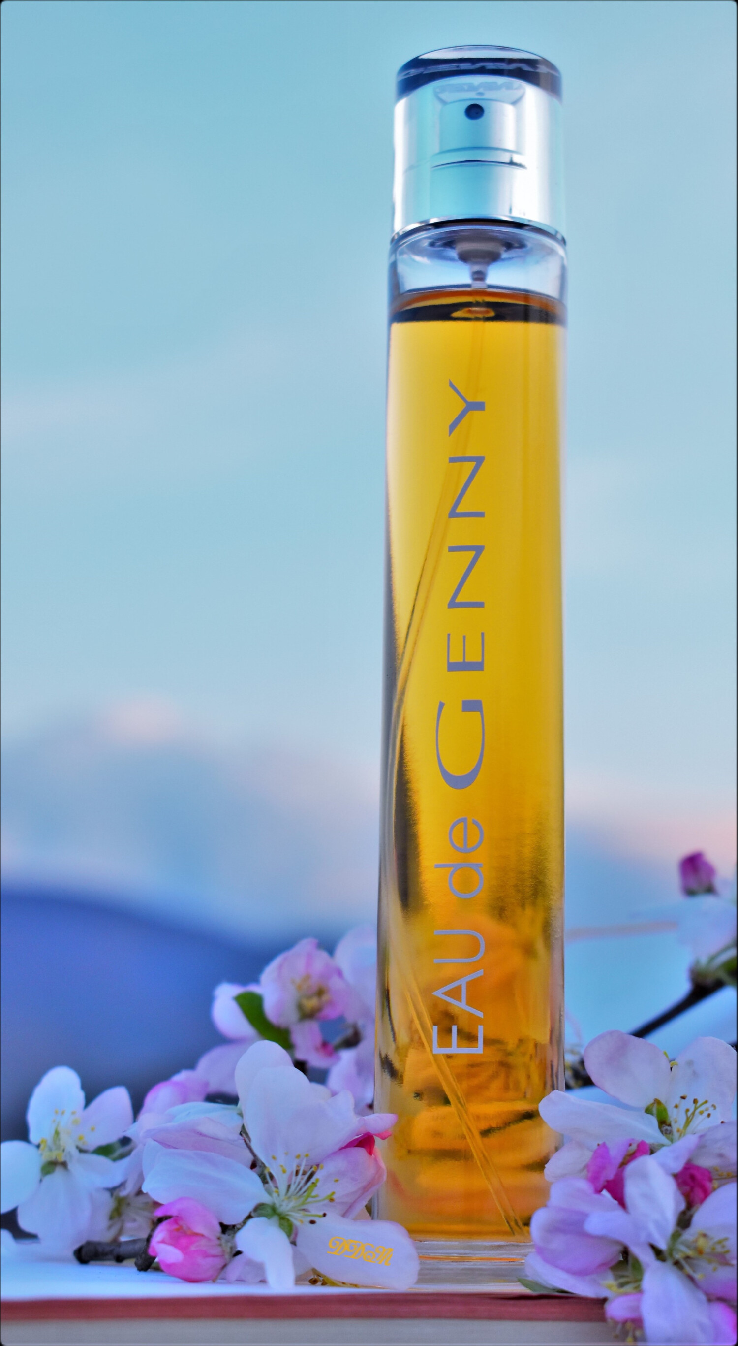 Eau de Genny Genny perfume - a fragrance for women 2003