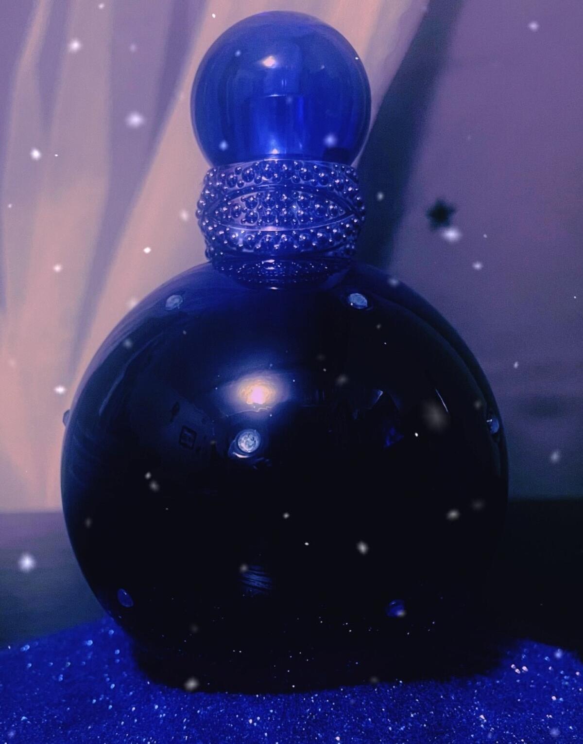Midnight Fantasy Britney Spears perfume - a fragrance for women 2006