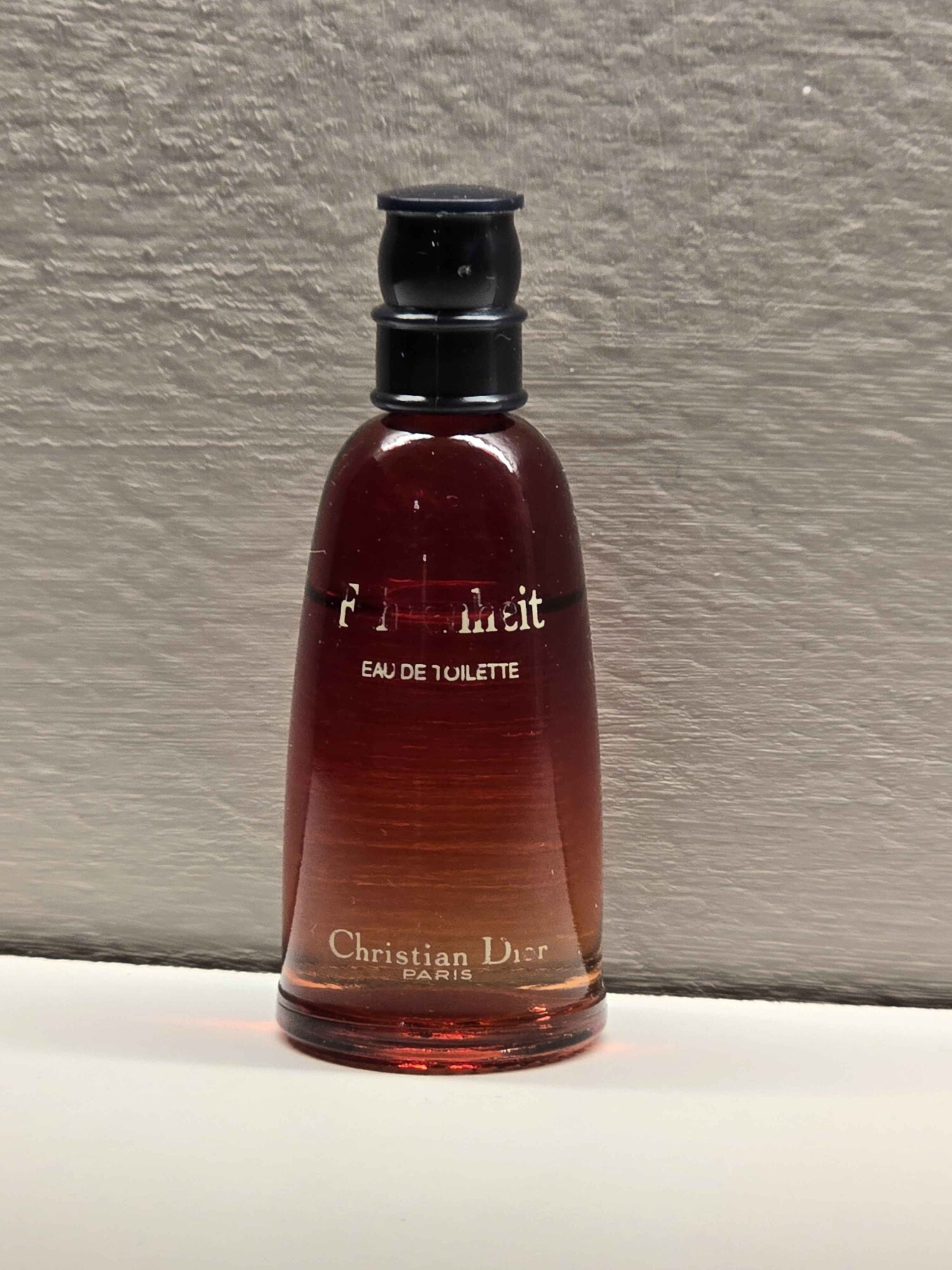 Fahrenheit Dior cologne - a fragrance for men 1988