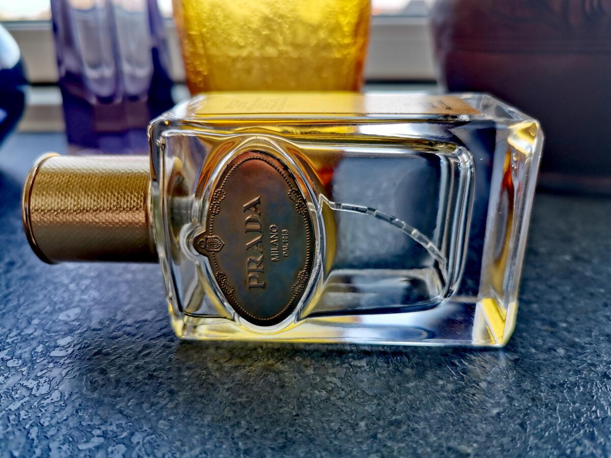 Infusion d'Iris Eau de Parfum Absolue Prada perfume - a fragrance for ...