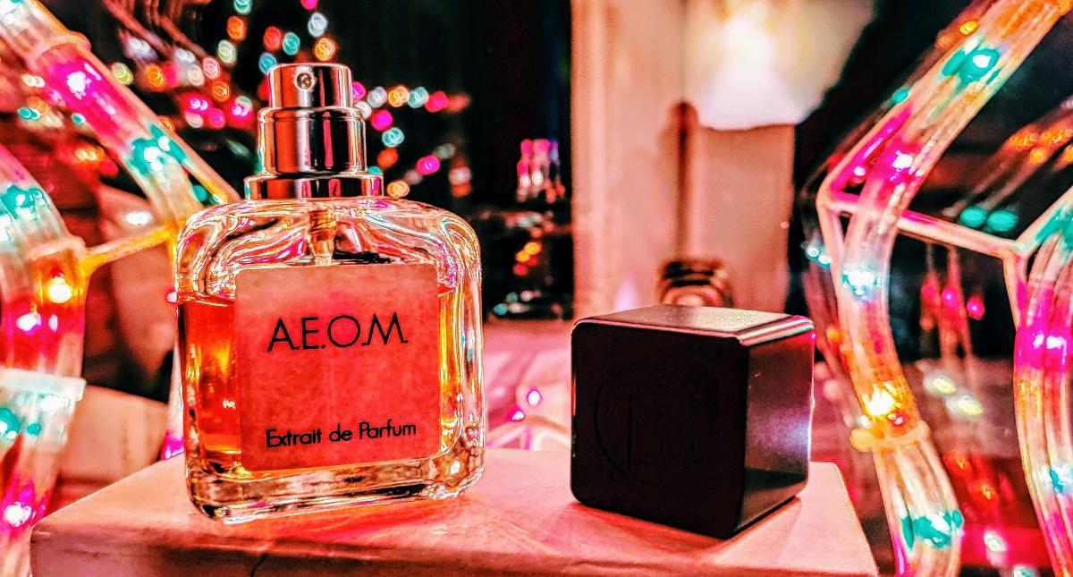 A.E.O.M. Aura Perfume perfume - a fragrance for women and men 2017