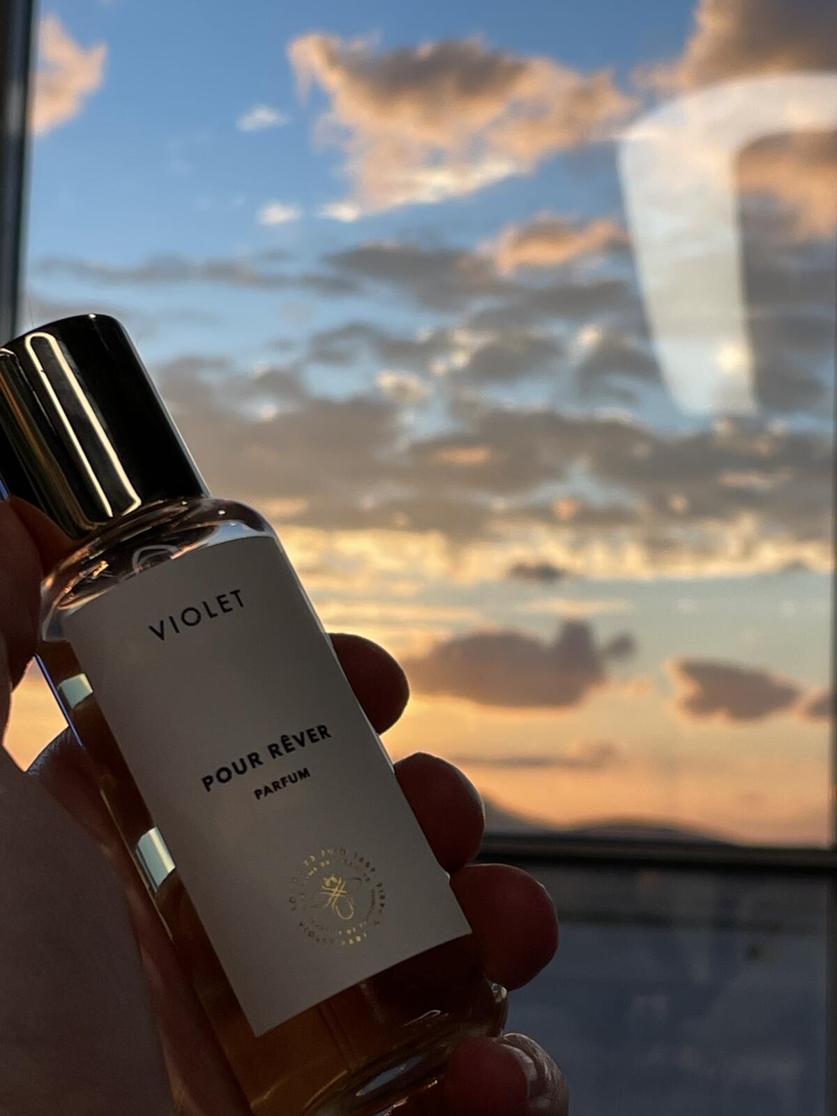 Pour Rêver Maison Violet parfum - un nouveau parfum pour homme et femme ...