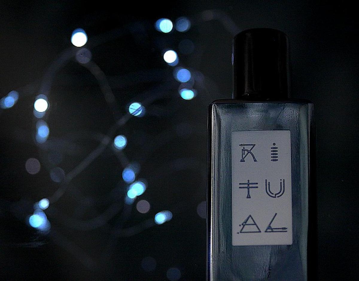 Insomnia Ritual Faviol Seferi perfume - a fragrance for women and men 2021