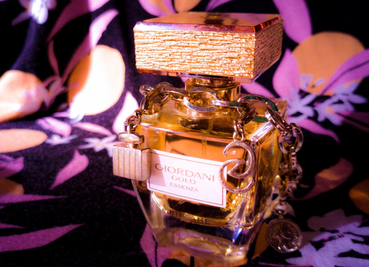 Giordani Gold Essenza Oriflame parfum - un parfum pour femme 2015