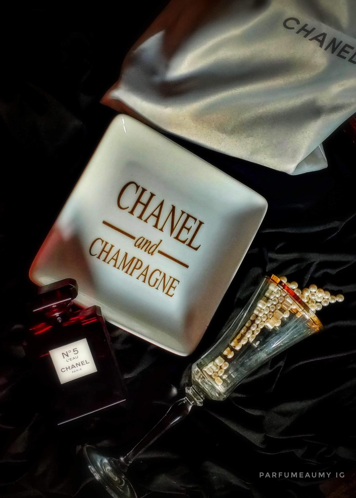 Chanel No 5 L'Eau Red Edition Chanel perfume - a fragrance for women 2018