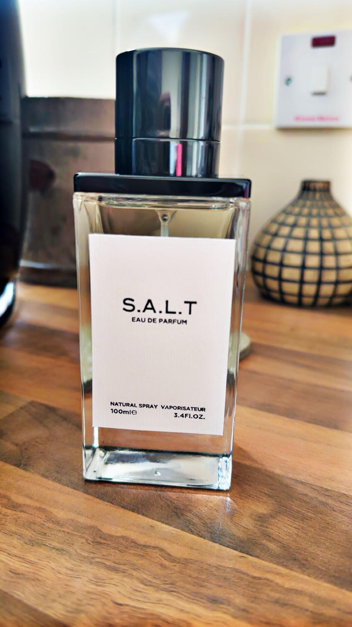 Salt Fragrance World cologne - a new fragrance for men 2023