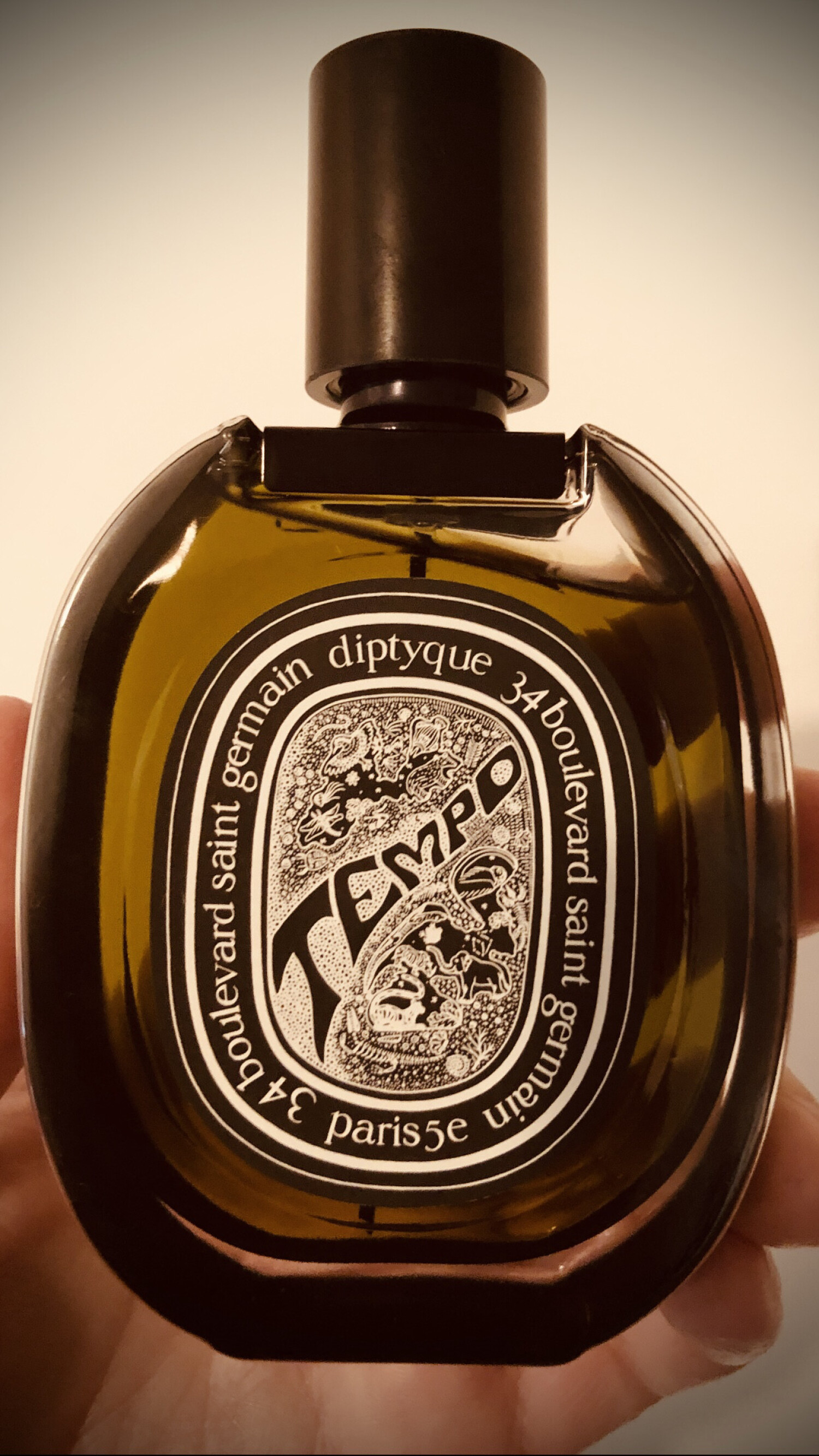 Tempo Eau de Parfum Diptyque perfume - a fragrance for women and men 2018