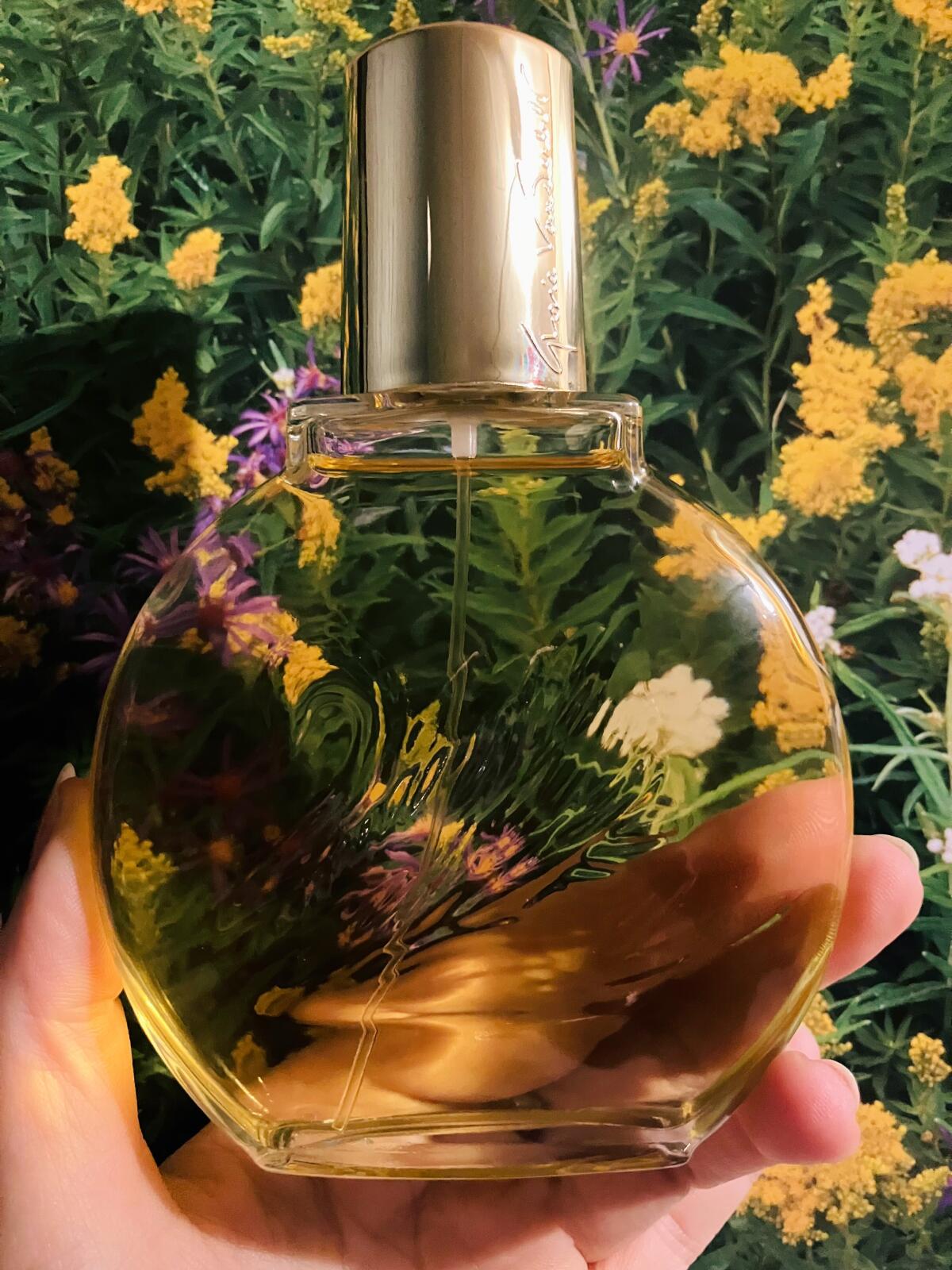 Vanderbilt Gloria Vanderbilt perfume - a fragrance for women 1982