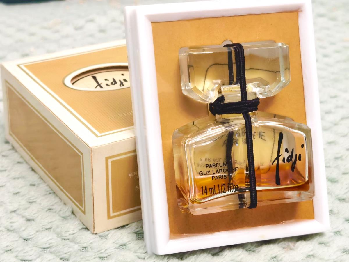 Fidji Parfum Guy Laroche perfume - a fragrance for women 1966