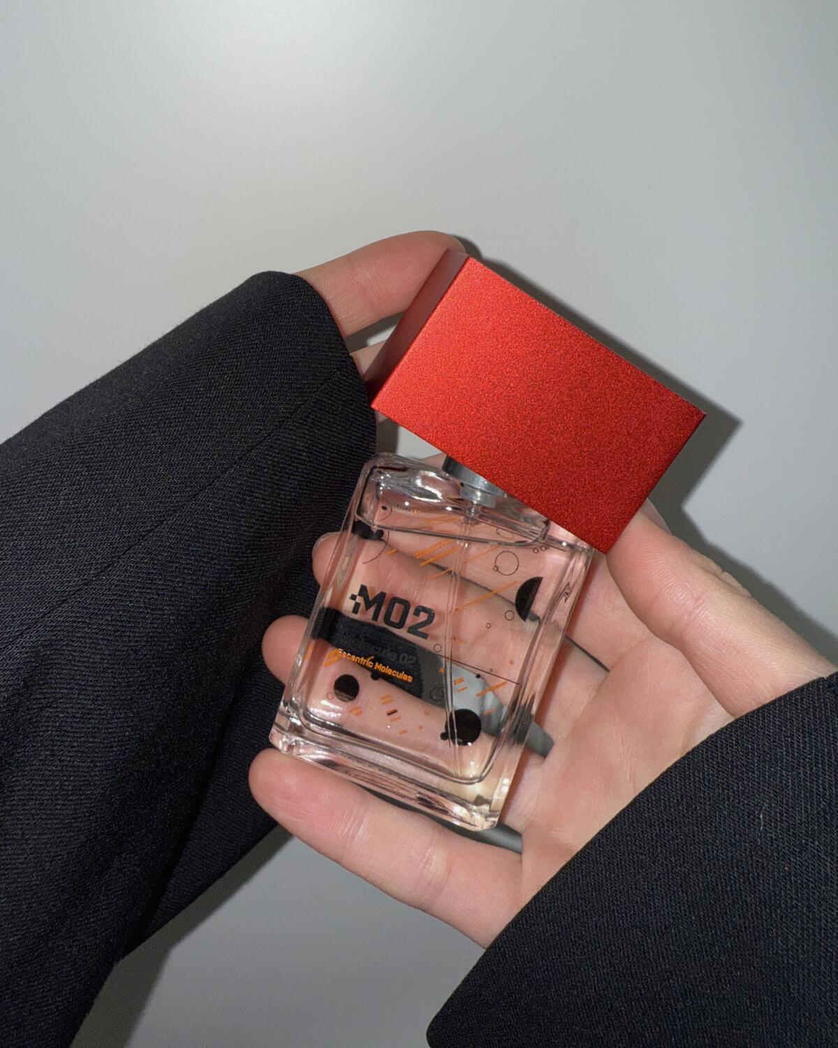 Molecule 02 Escentric Molecules perfume - a fragrance for women and men ...