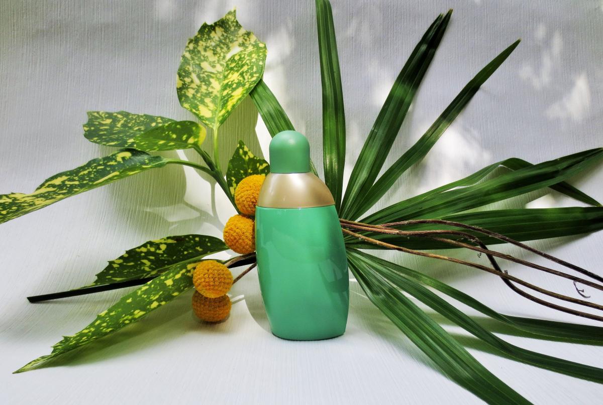 Eden Cacharel Parfum - ein es Parfum für Frauen 1994