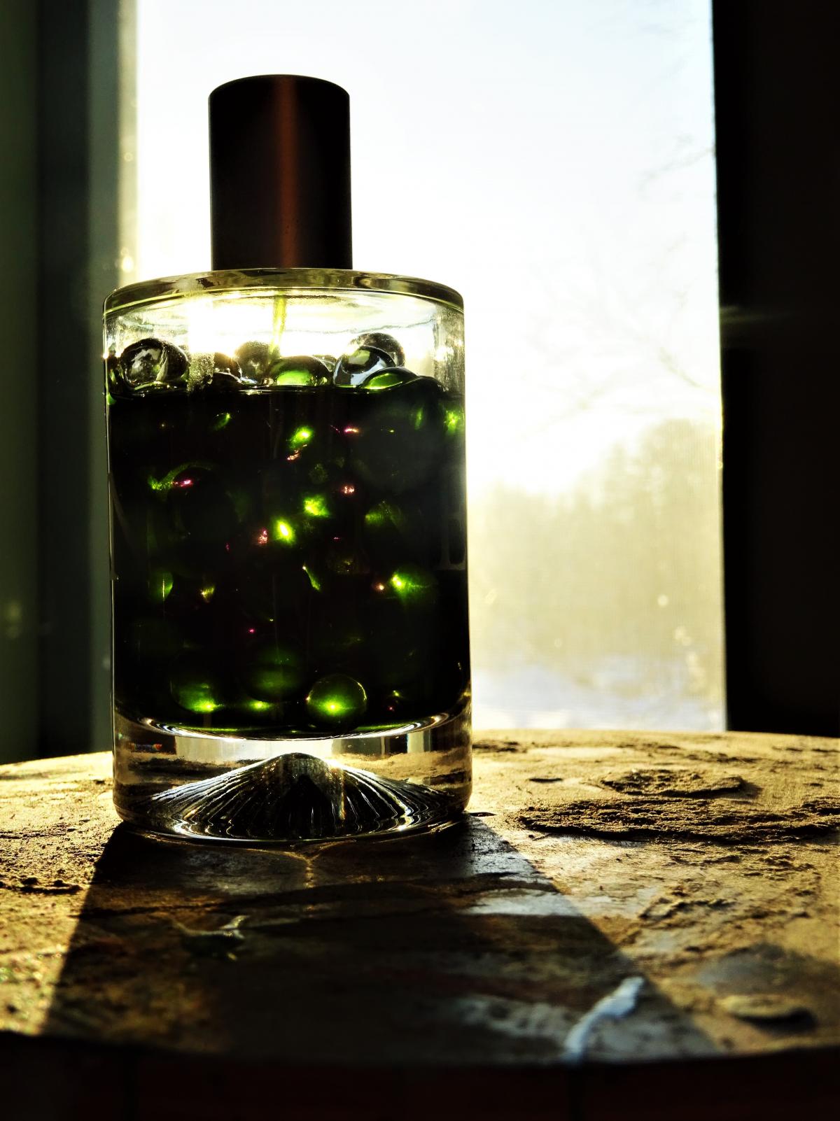 Norne Slumberhouse perfume - a fragrance for women and men 2012