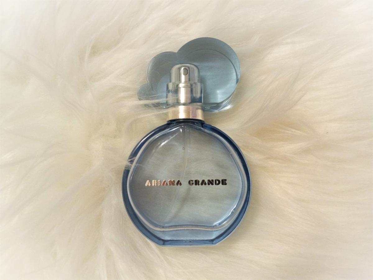 Cloud Ariana Grande perfume - a fragrance for women 2018