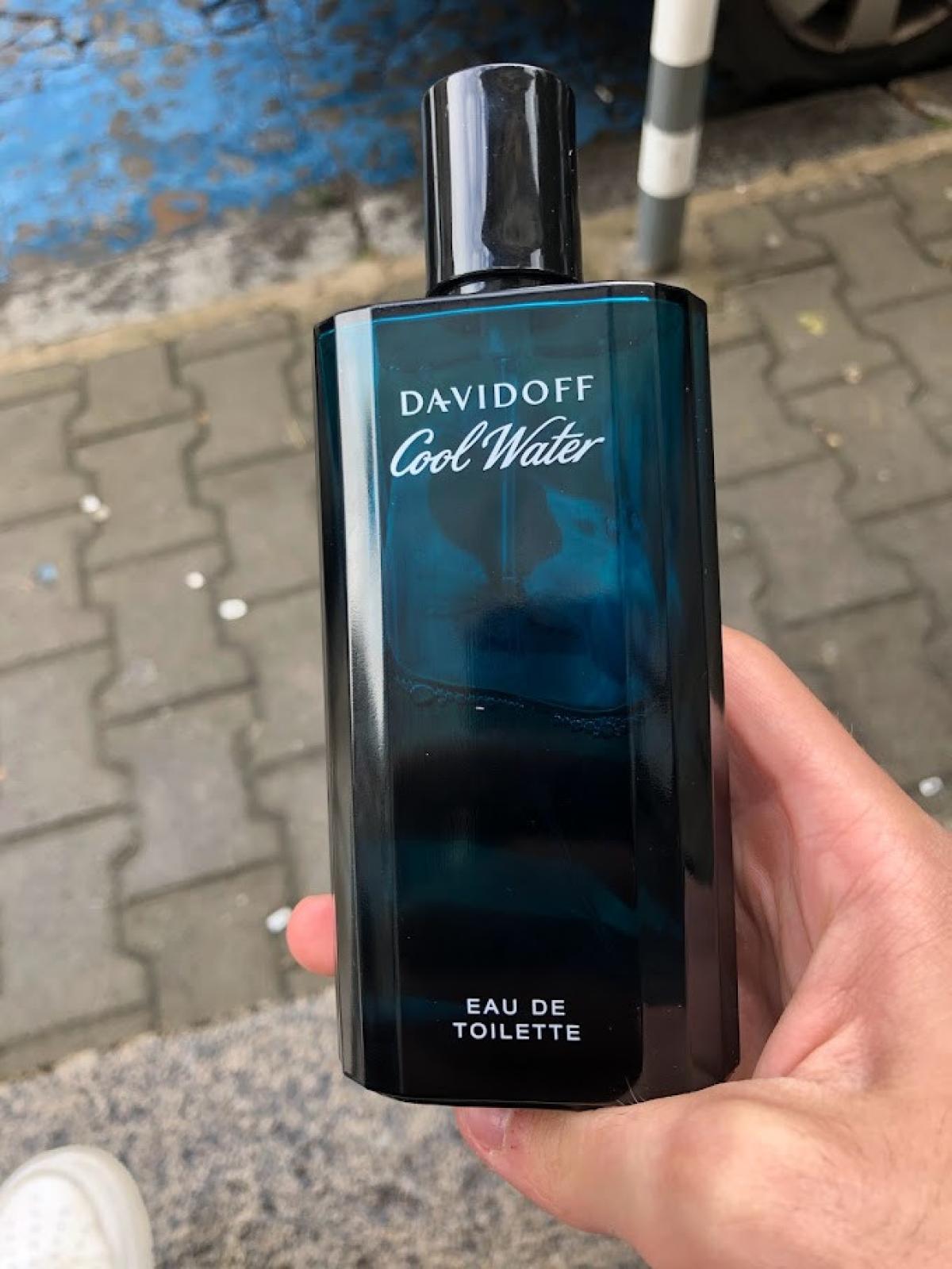 Cool Water Davidoff cologne - a fragrance for men 1988