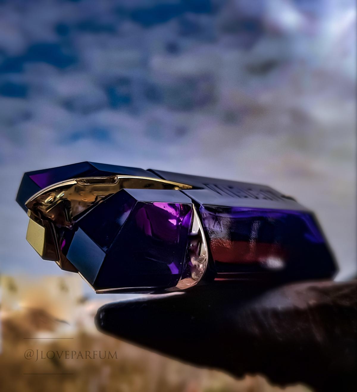 Alien Mugler perfume - a fragrance for women 2005