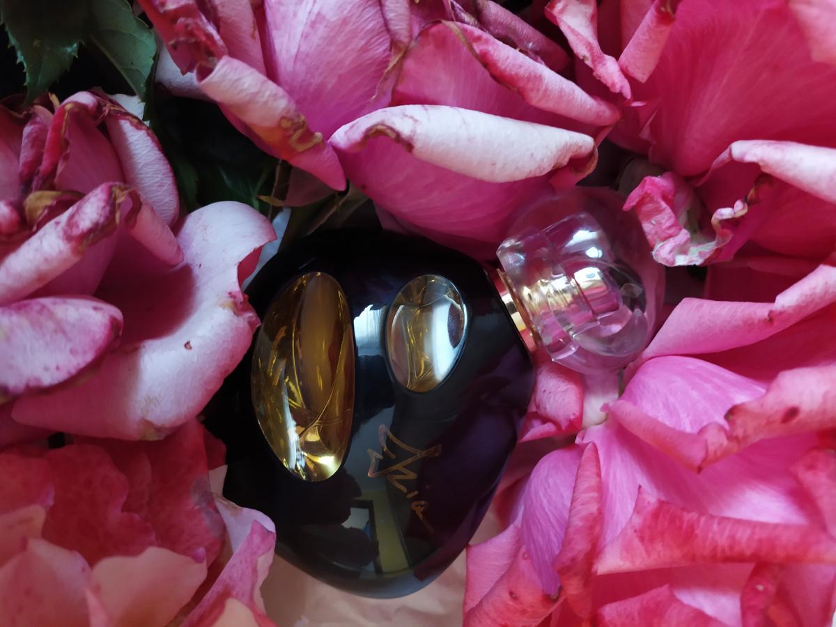 Izia La Nuit Sisley perfume - a fragrance for women 2021