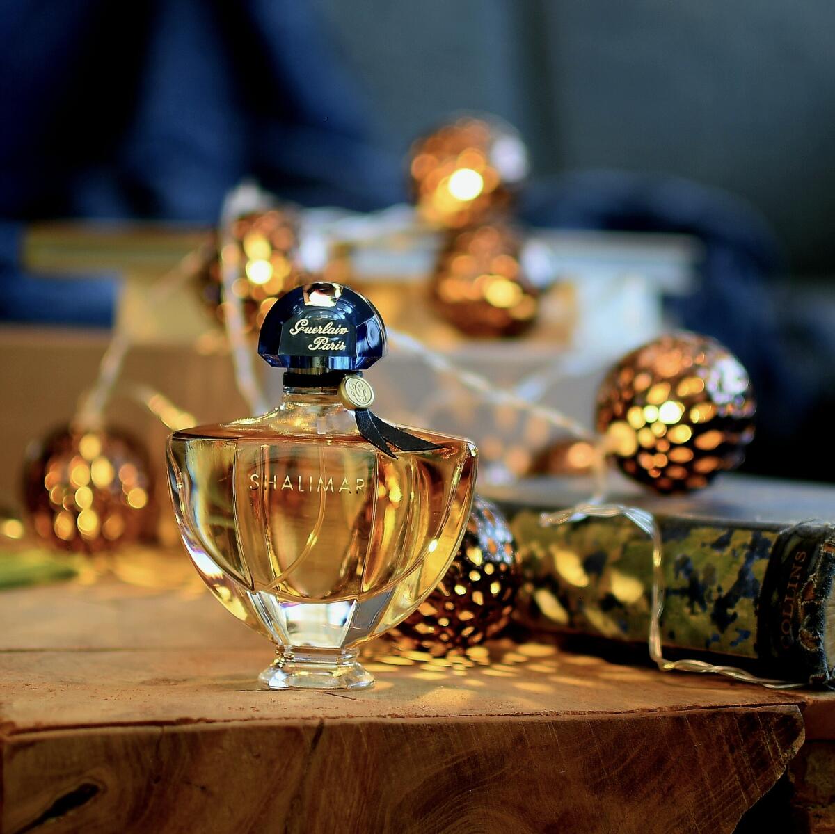 Shalimar Eau de Parfum Guerlain perfume - a fragrance for women 1990