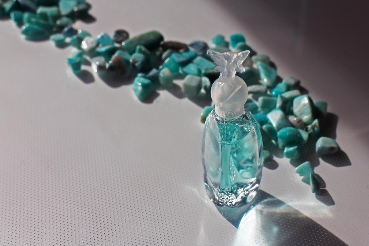 Secret Wish Anna Sui perfume - a fragrance for women 2005