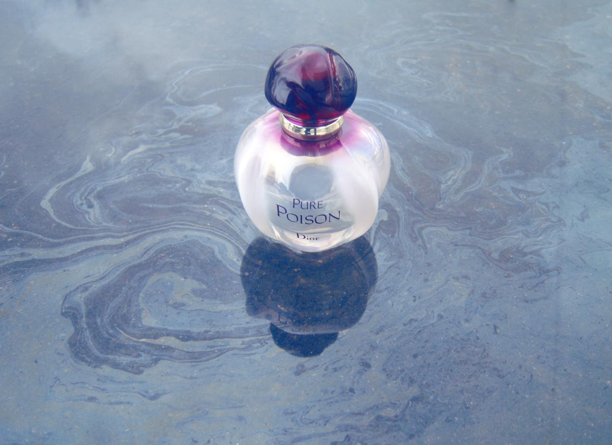 Pure Poison Dior perfume - a fragrance for women 2004