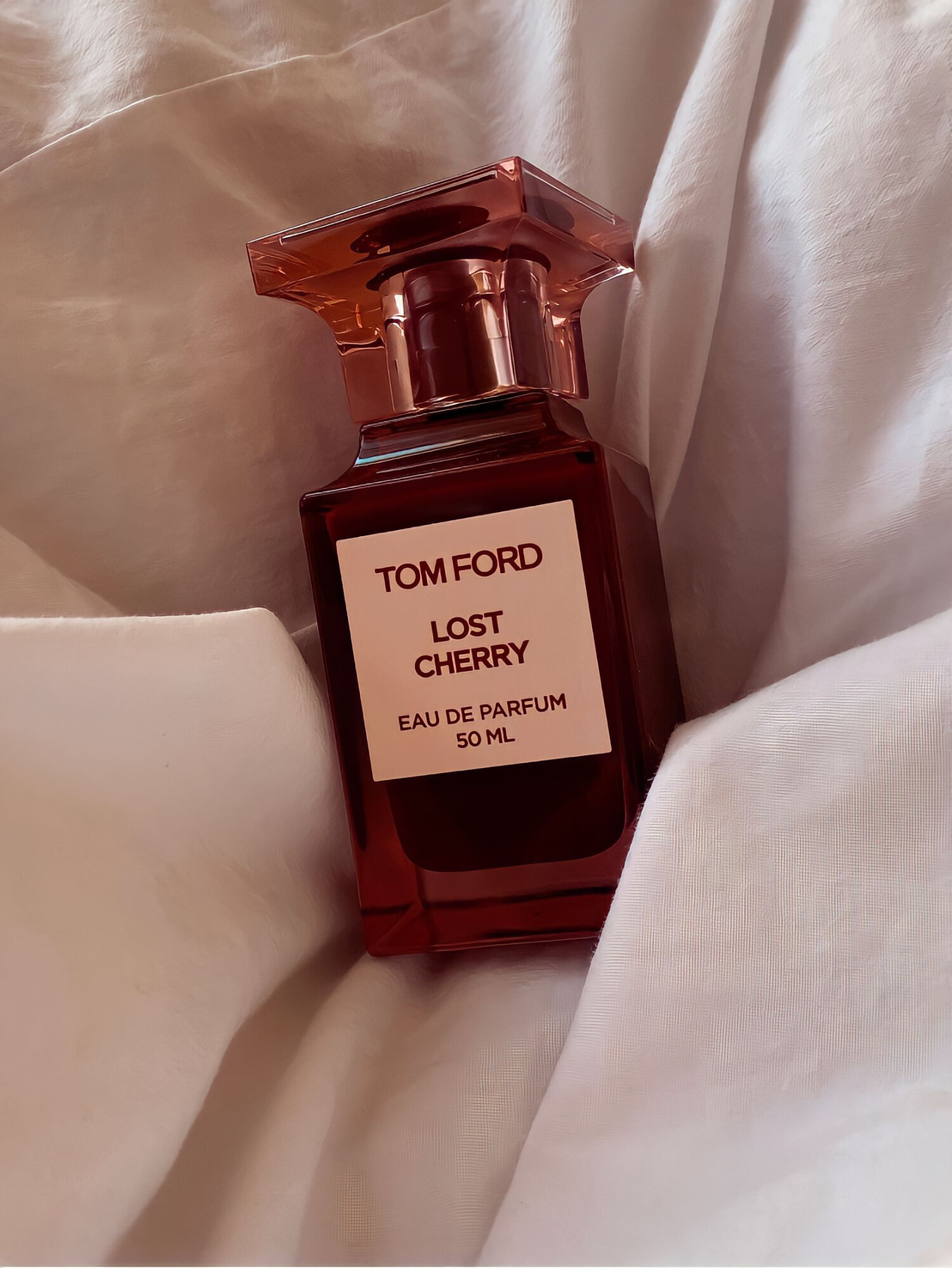 Lost Cherry Tom Ford perfume - a fragrance for women and men 2018
