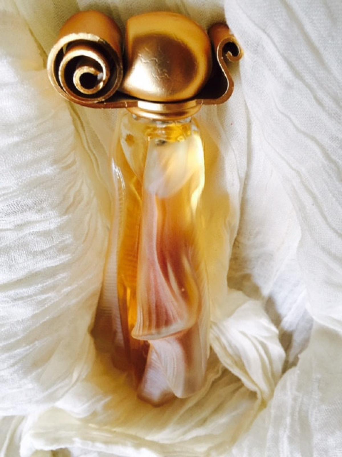 Organza Indecence Givenchy perfume - a fragrance for women 1999