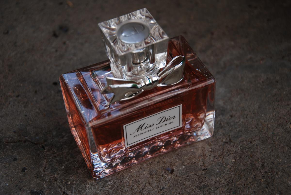 Miss Dior Absolutely Blooming Christian Dior perfume - a fragrance for ...