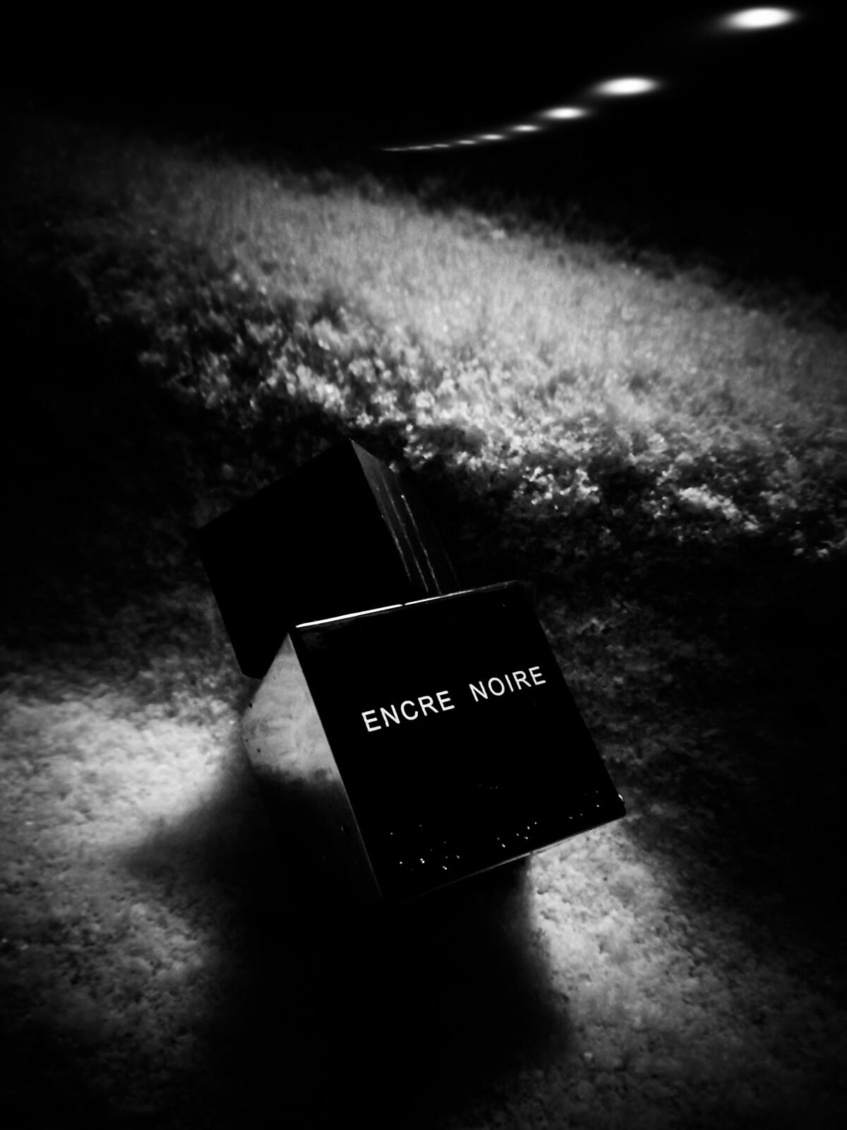 Encre Noire Lalique одеколон — аромат для мужчин 2006