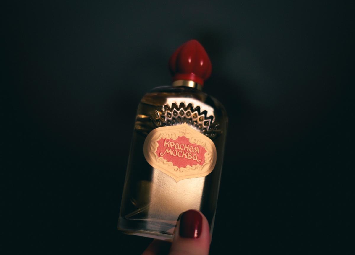 Красная Москва (Red Moscow) Новая Заря (The New Dawn) perfume - a ...