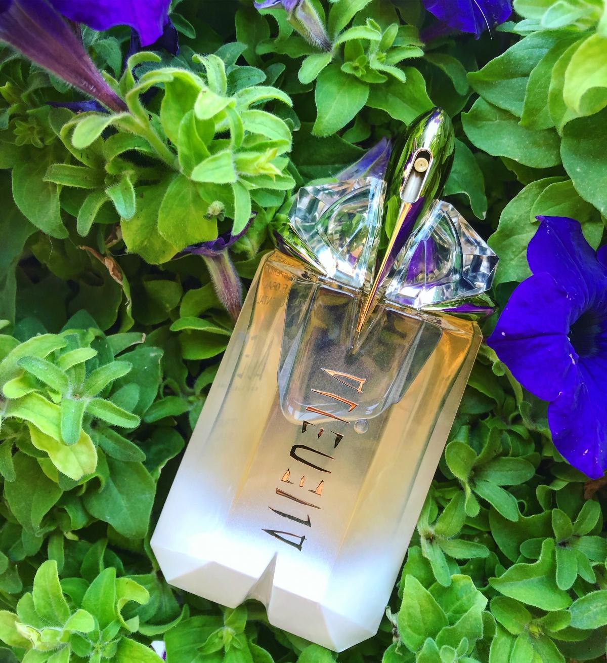 Alien Eau Sublime Mugler perfume - a fragrance for women 2017