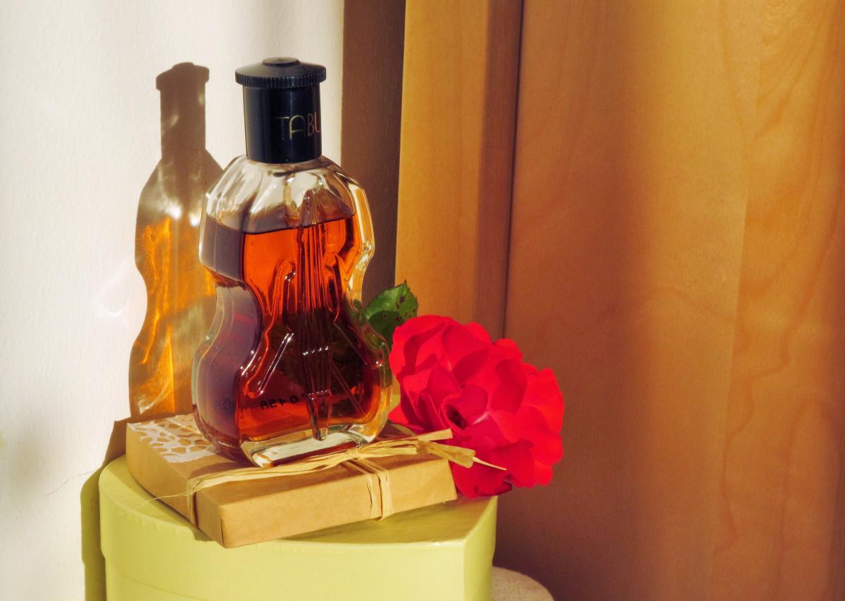 Tabu Dana perfume - a fragrance for women 1932