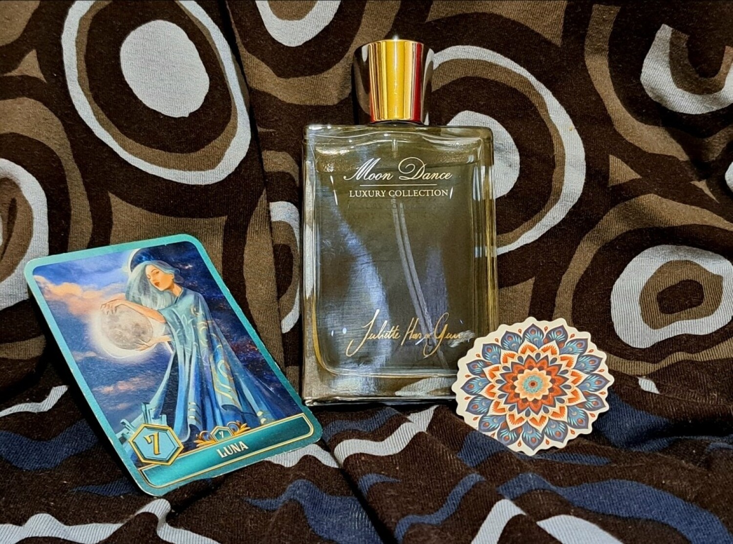 Moon Dance Juliette Has A Gun perfume - a fragrance for women 2014