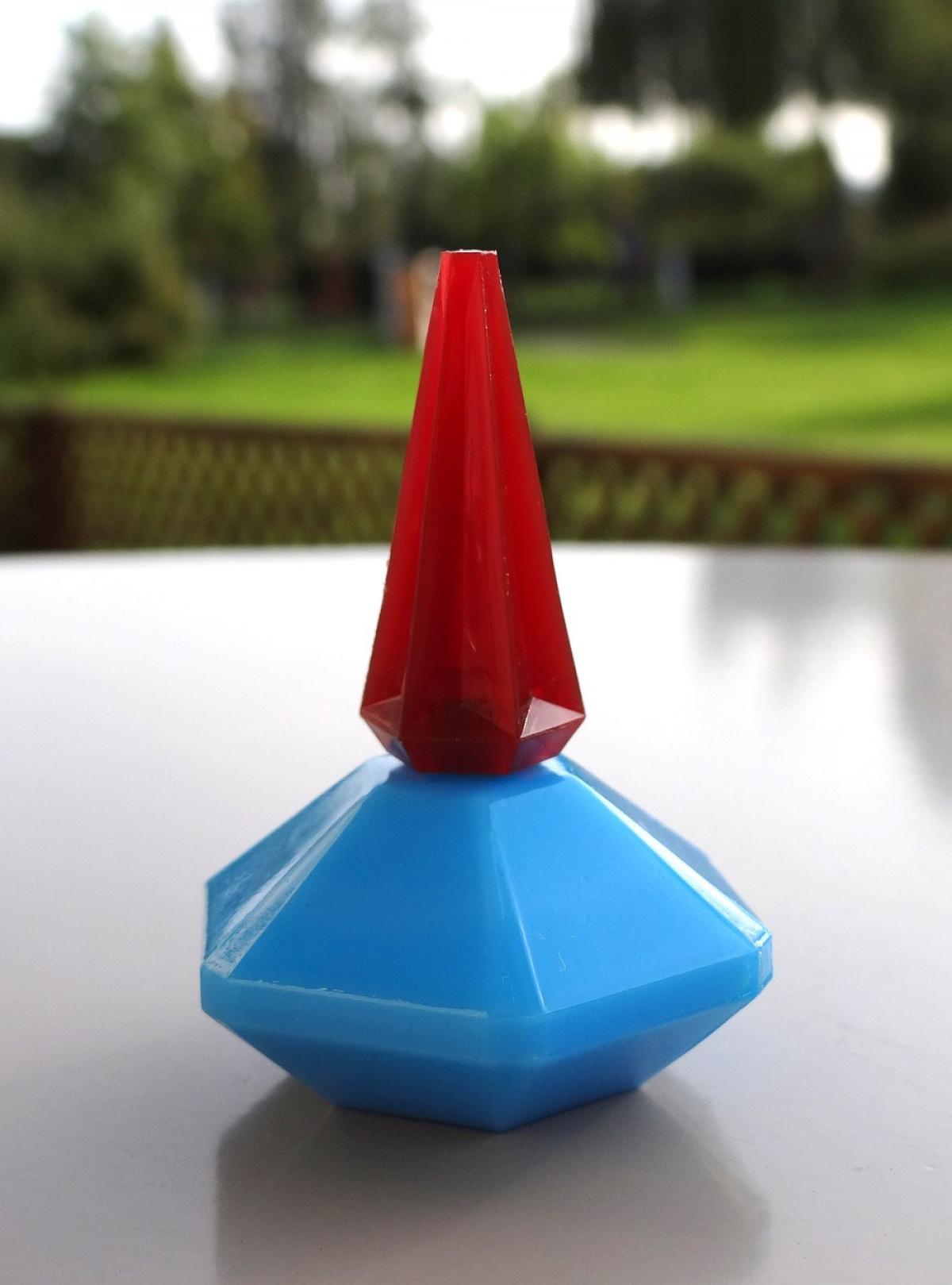 LouLou Cacharel perfume - a fragrância Feminino 1987