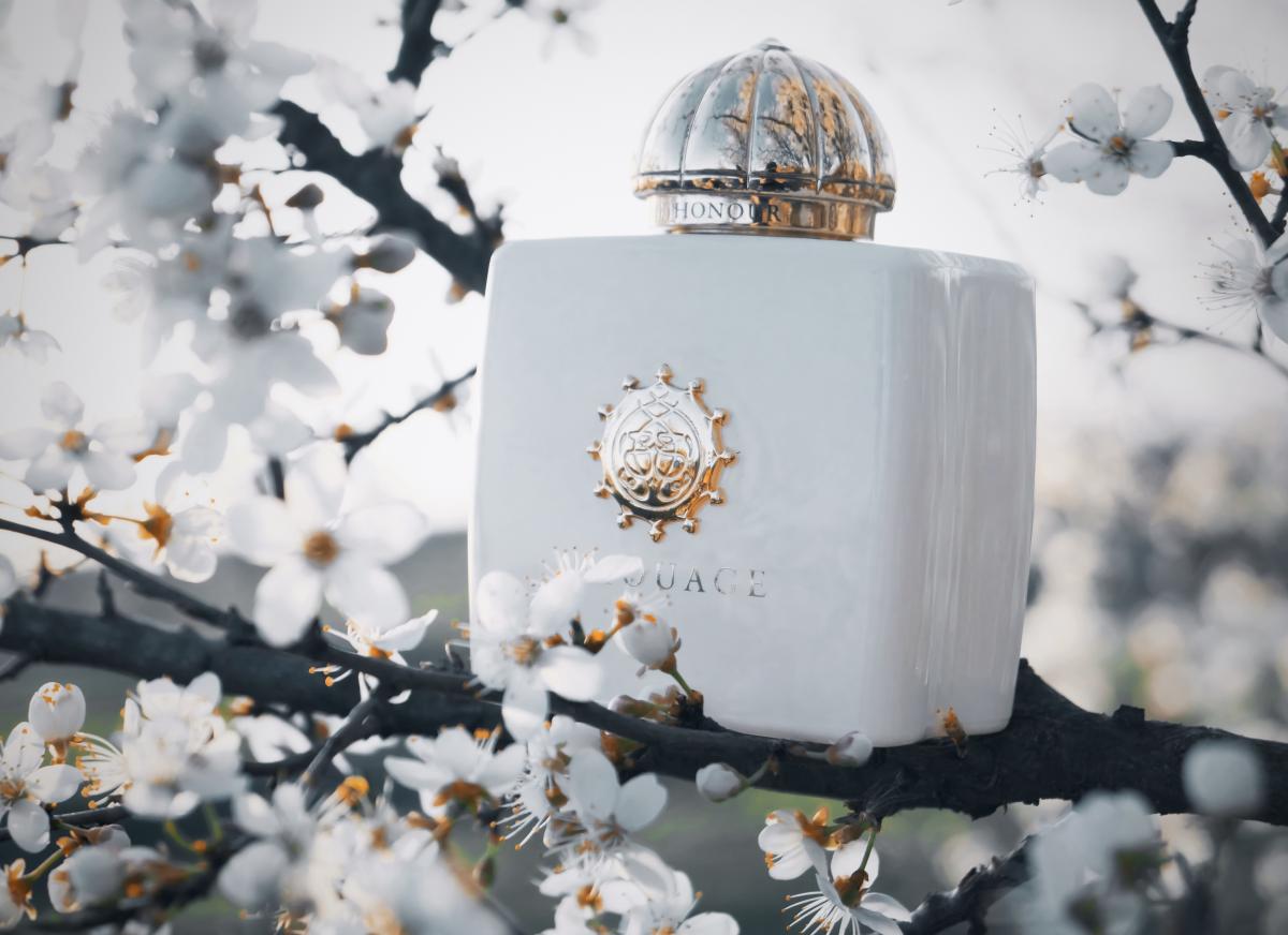 Honour Woman Amouage perfume - a fragrance for women 2011