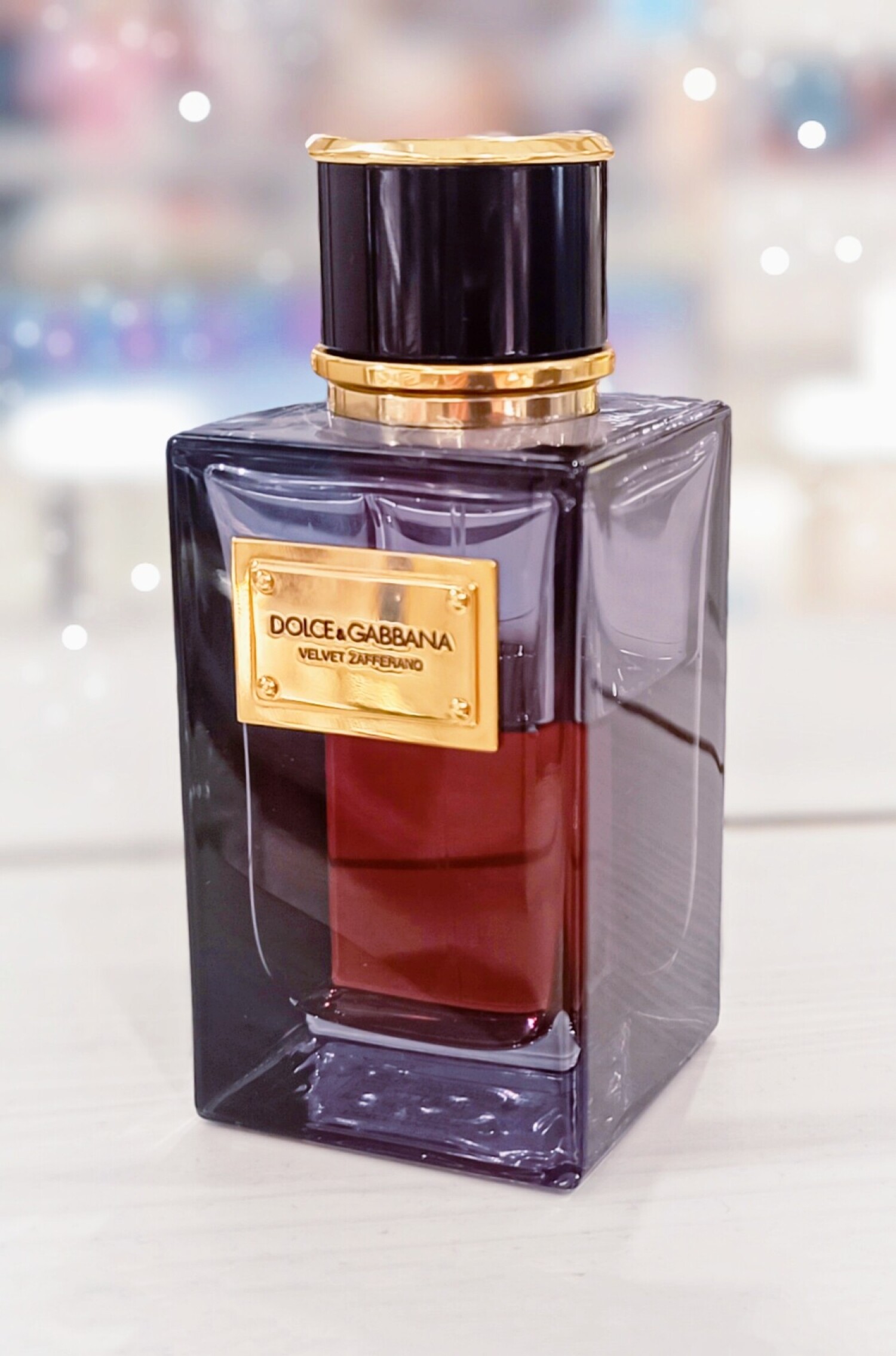 Velvet Zafferano Dolce&Gabbana perfume - a new fragrance for women and ...