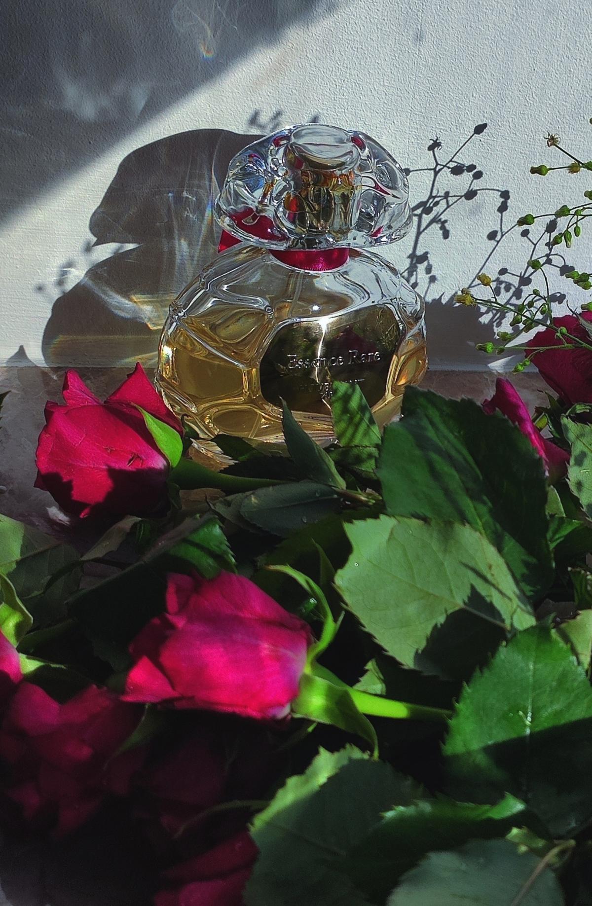 Essence Rare Houbigant perfume - a fragrance for women 2018