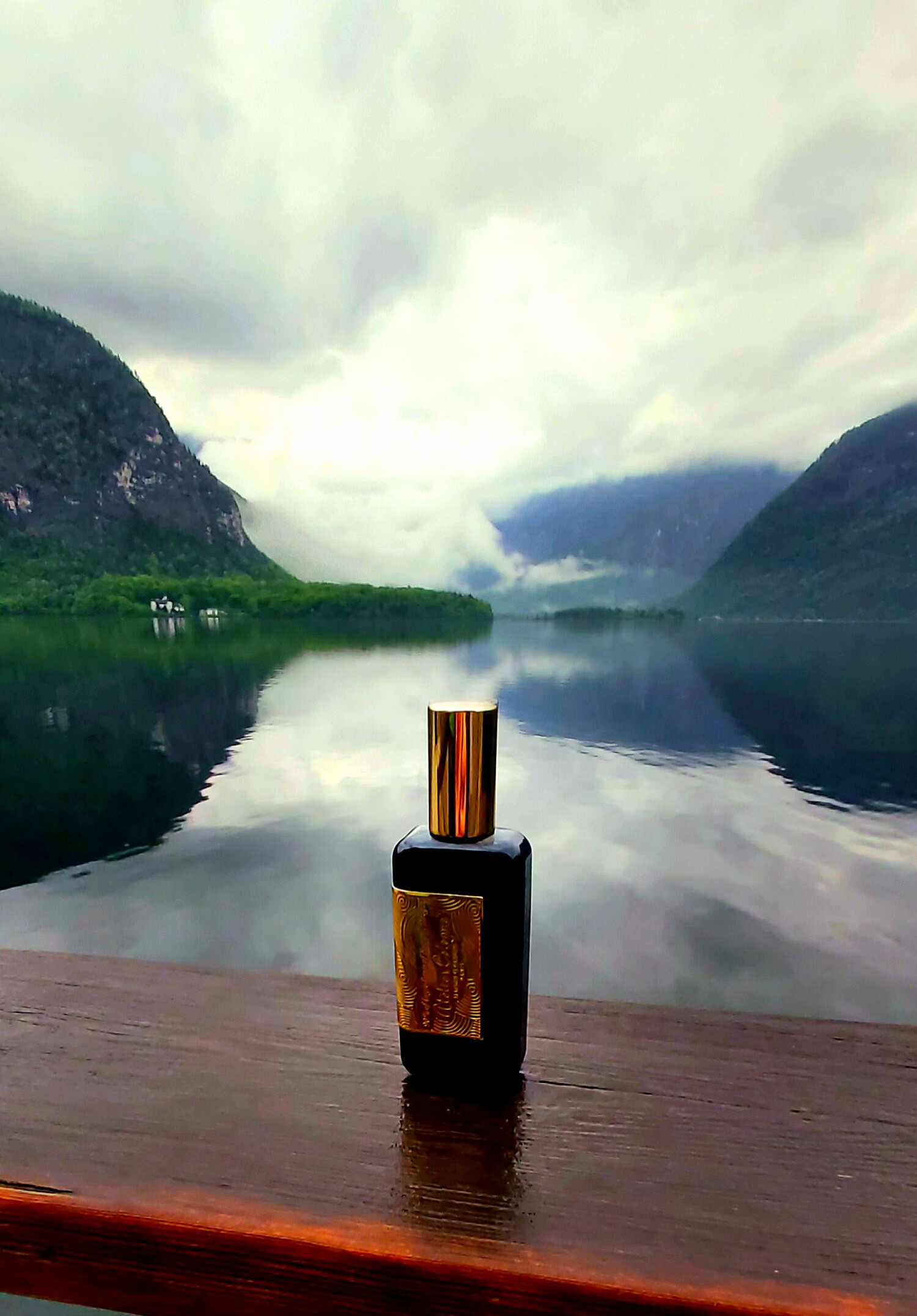 Encens Céleste Atelier Cologne perfume - a fragrance for women and men 2022