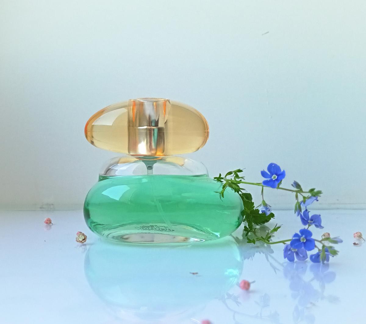 Elvie Oriflame perfume - a fragrance for women