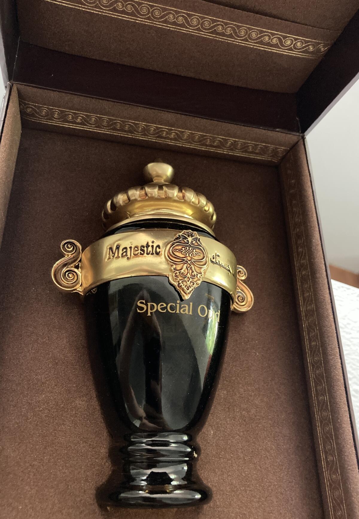 Majestic Special Oud Arabian Oud perfume - a fragrance for women and men