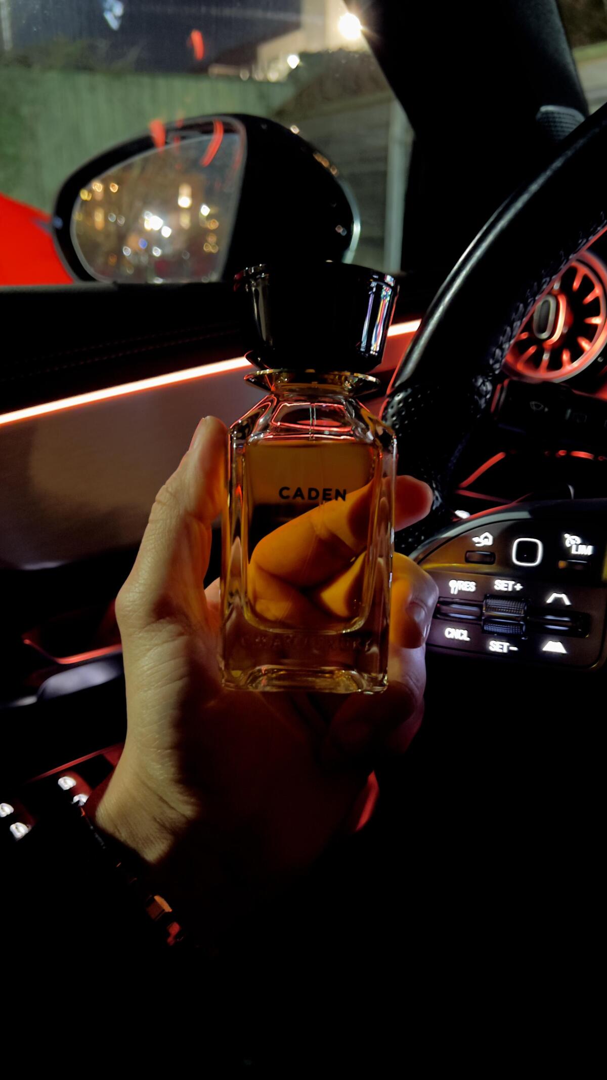 Caden Omanluxury perfumy - to nowe perfumy dla kobiet i mężczyzn 2025