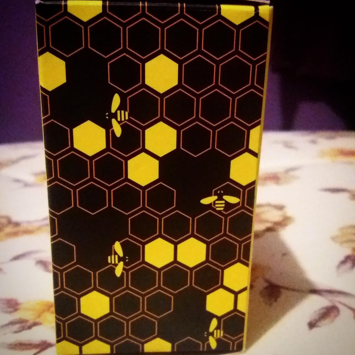 Petit Attitude Bee Avon perfume - a fragrance for women 2019